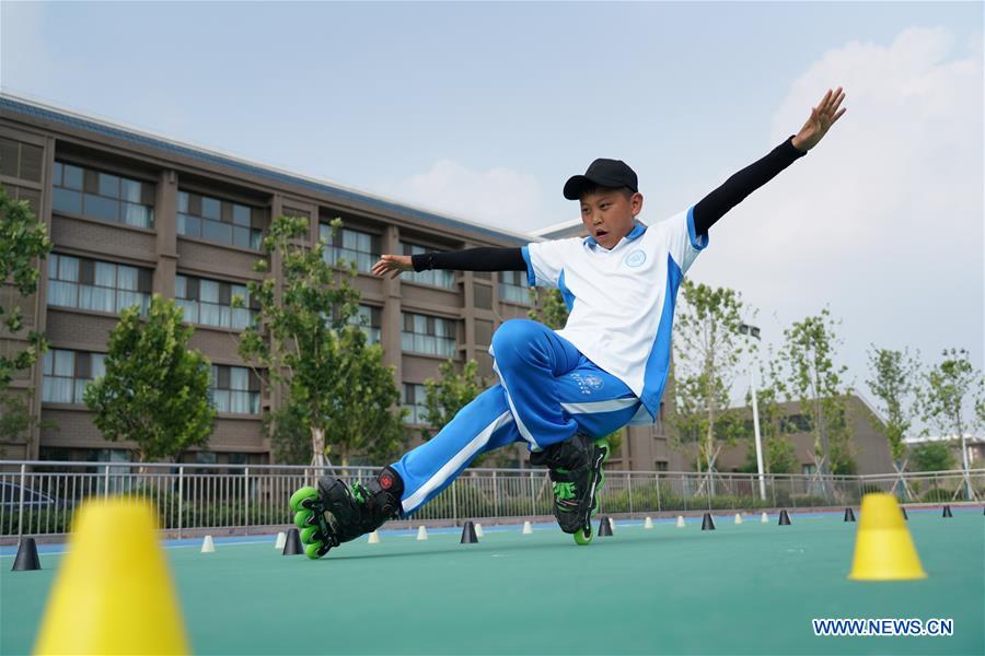 Students of roller skating team attend training in Renqiu, Hebei ...