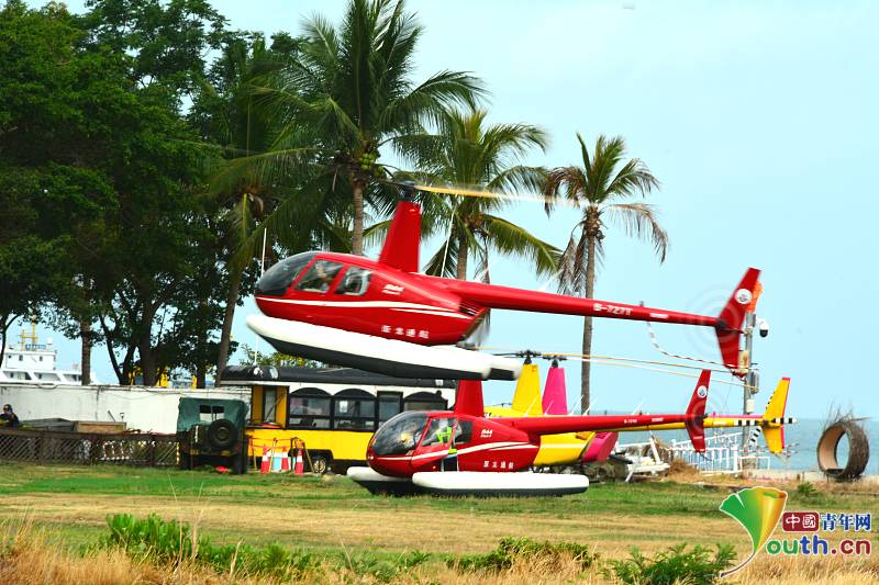 Tourists enjoyed aerial views of Sanya by helicopter_English__China ...