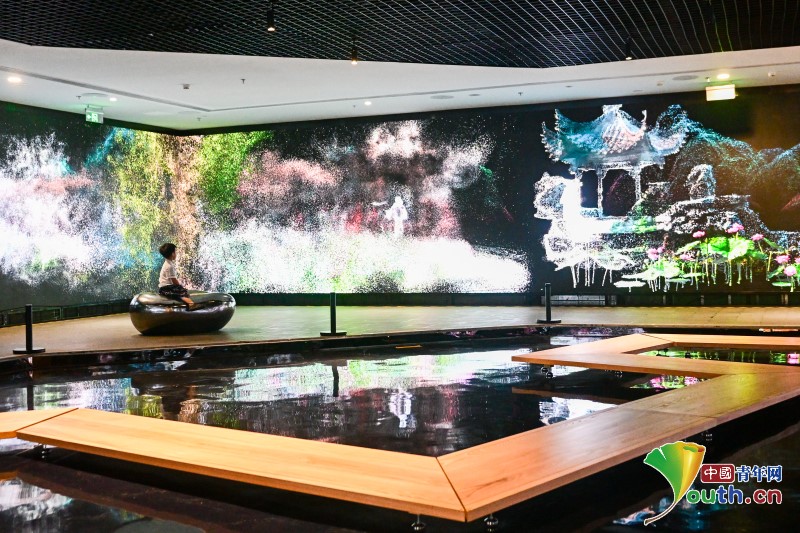 Traditional Kun Opera interpreted by digital art in Suzhou Museum ...