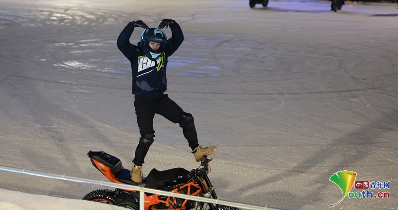 Stunt car performance in Harbin Ice and Snow World_English__China Youth ...