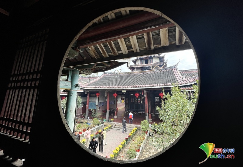 The ancient Xibei Goddess Palace stands majestically in Longyan_English ...
