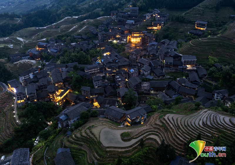 Longji Rice Terraces illuminate night sky with dazzling "sea of stars ...
