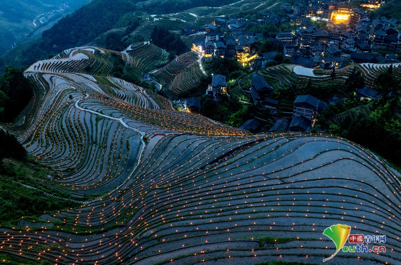 Longji Rice Terraces illuminate night sky with dazzling "sea of stars ...
